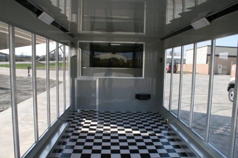 30' Custom Clear Trailer